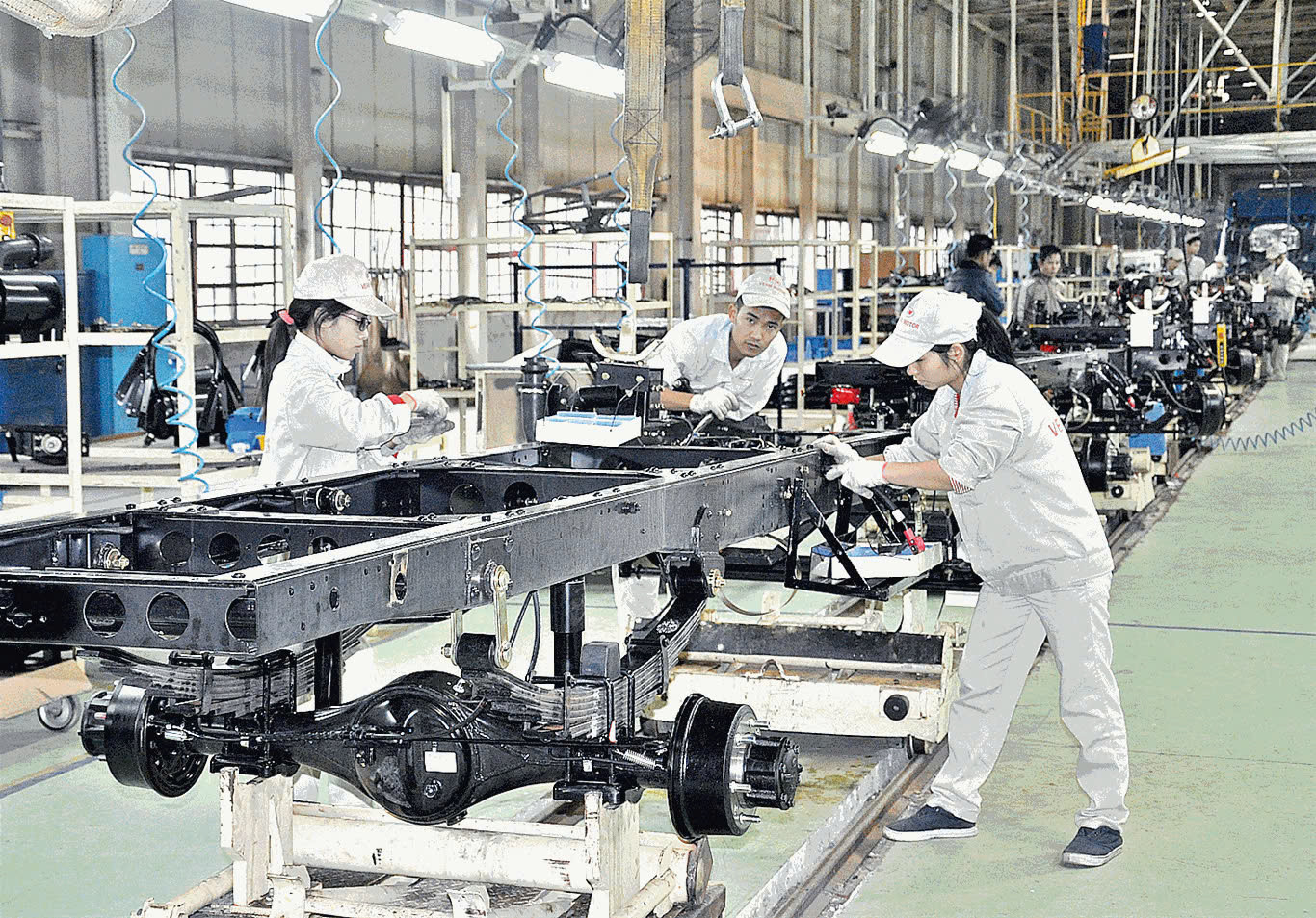 Industrial production index rises by 8.6% in first eight months